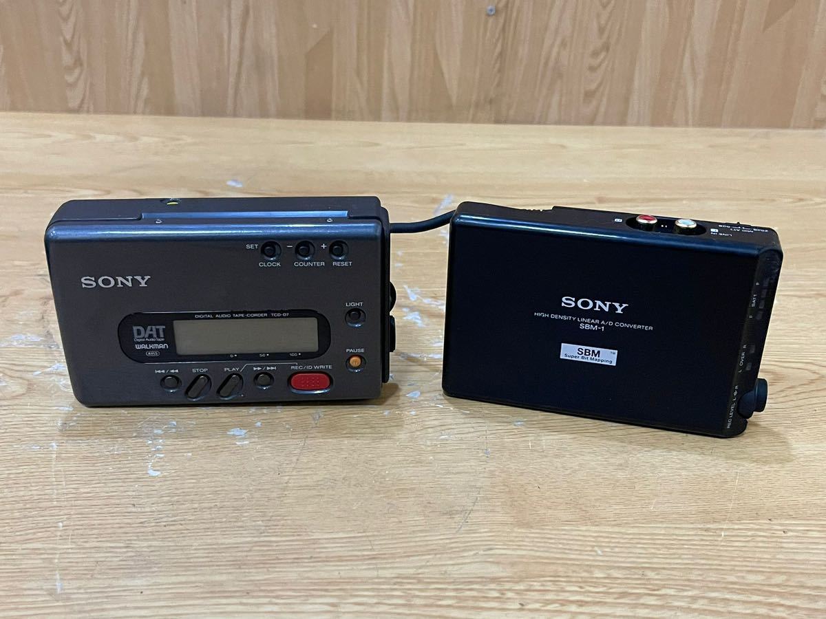 SONY ソニー WALKMAN ウォークマン SBM-1 / TCD-D7 デジタルオーディオテープ 日本製品 み(DAT機器)｜売買された ...