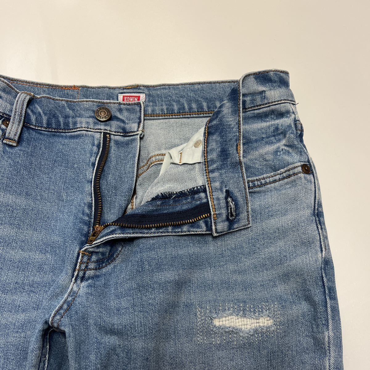 EDWIN エドウィン E0432 スリムテーパードストレッチジーンズ デニムパンツ ダメージ加工 W29(W29)｜売買されたオークション情報、yahooの商品情報をアーカイブ公開 ...