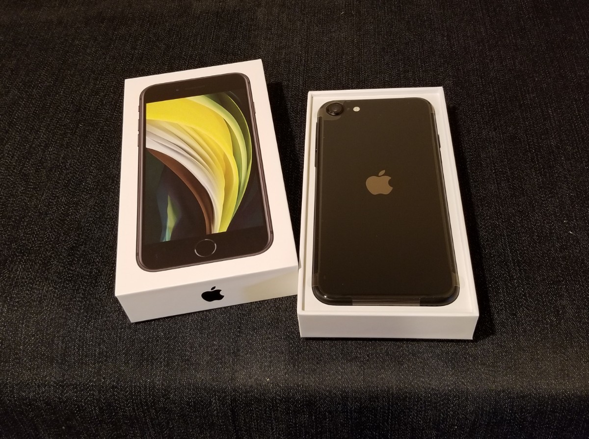 /SIMフリー iPhone SE2 第2世代 128GB/ブラック/一括購入/判定 /4G(iPhone)｜売買されたオークション情報 ...
