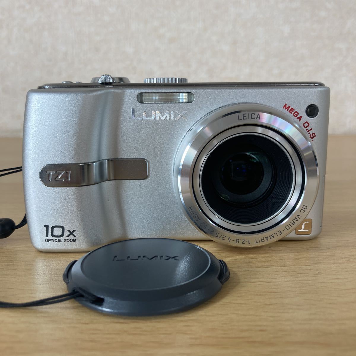 Panasonic パナソニック MODEL DMC-TZ1 LUMIX TZ1 LENS 1:2.8-4.2/5.2-52 カメラ デジカメ ...