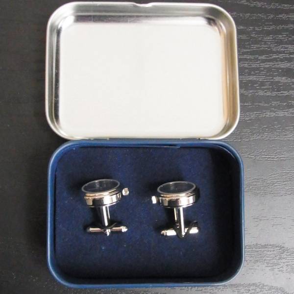 時計付き カフスボタン SUNEAGLE サンイーグル ジャンク扱い(カフス)｜売買されたオークション情報、yahooの商品情報をアーカイブ公開 - オークファン（aucfan.com）