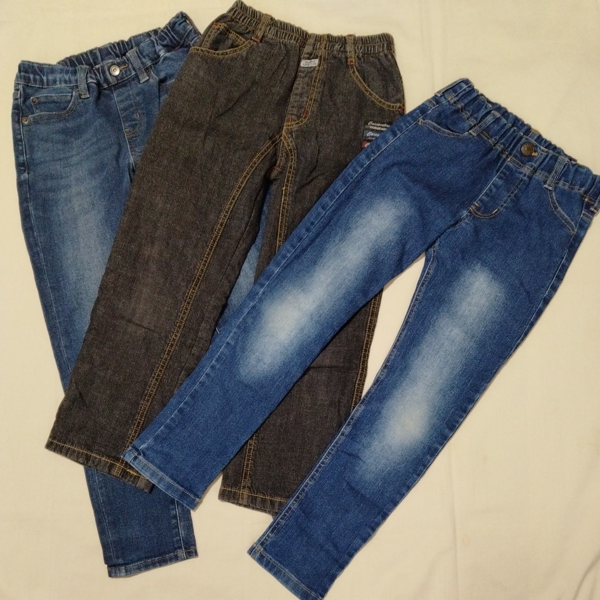 +WX68 まとめ 3枚 セット 福袋 女子 男子 女の子 男の子 130 UNIQLO ユニクロ BREEZE ブリーズ デニムパンツ ...