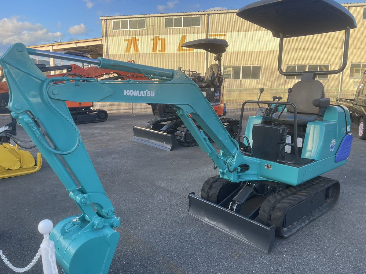 コマツ/ミニユンボ/PC07-2/1.5トンクラス/程度良好/簡易塗装済み/ヤンマー /クボタ/日立(建設機械、重機)｜売買されたオークション ...