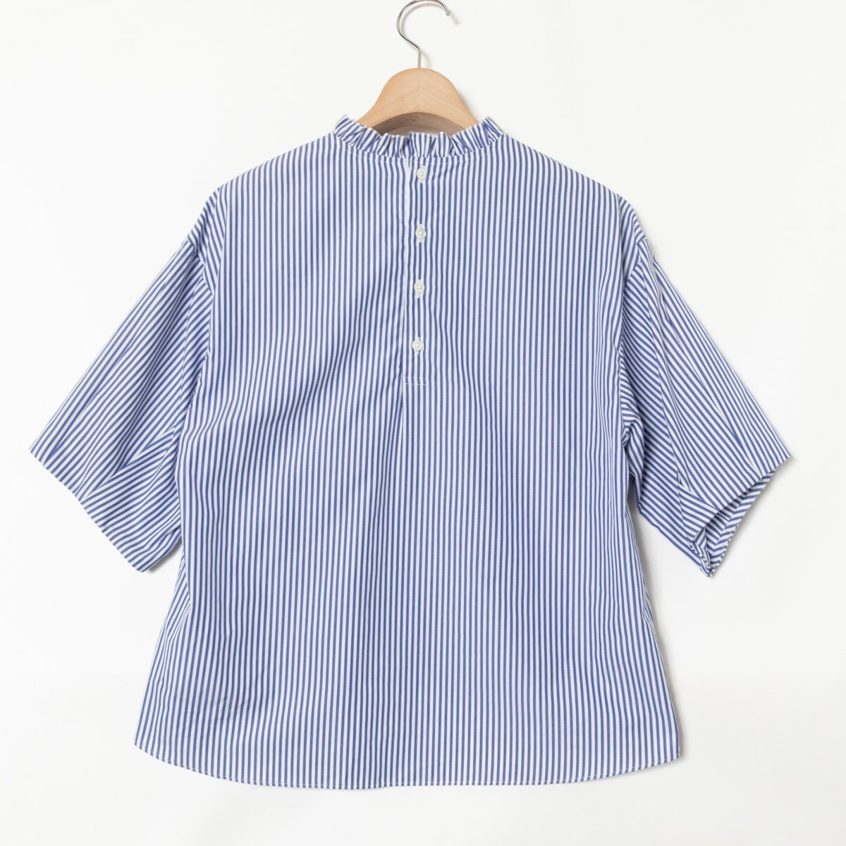 メール便 MACPHEE マカフィー ストライプ柄 ブラウス トップス 半袖 総柄 38 綿100% コットン ブルー 青系 綺麗め カジュアル(トップス)｜売買されたオークション情報 ...
