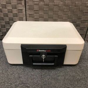 r4132 sentry safeのヤフオク!の相場・価格を見る｜ヤフオク!のr4132 sentry safeのオークション売買情報は1件が ...