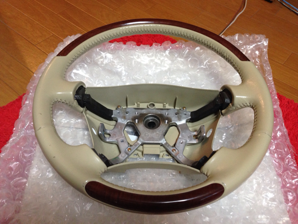 E51 エルグランド 純正 ウッドコンビ ステアリング(ステアリング、ハンドル本体)｜売買されたオークション情報、yahooの商品情報をアーカイブ公開 - オークファン（aucfan.com）