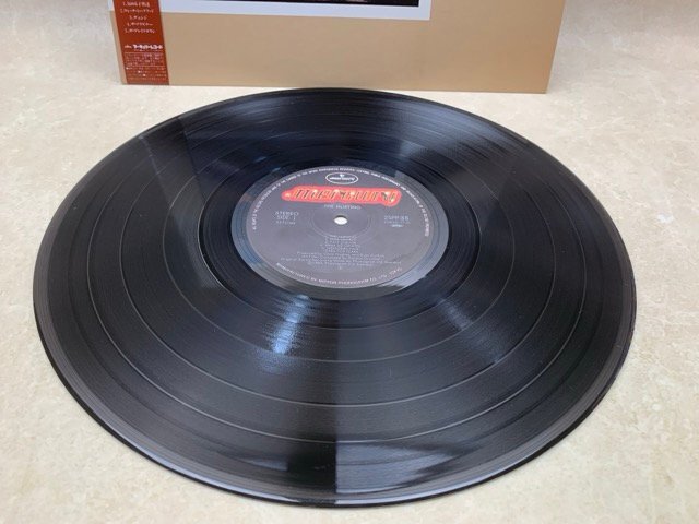 LP チェンジ ティアーズ フォー フィアーズ T F F TEARS FOR FEARS 25PP-88 CIE1844(Tears For Fears)｜売買されたオークション情報 ...