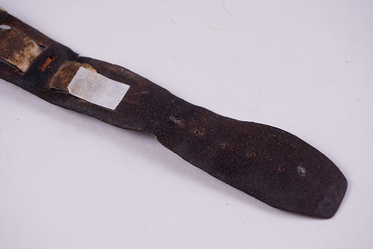 ks410 当時品 陸軍革ベルト 腕時計 OMEGA acier staybrite オメガ ジャンク品 陸海軍日本軍(オメガ)｜売買された ...