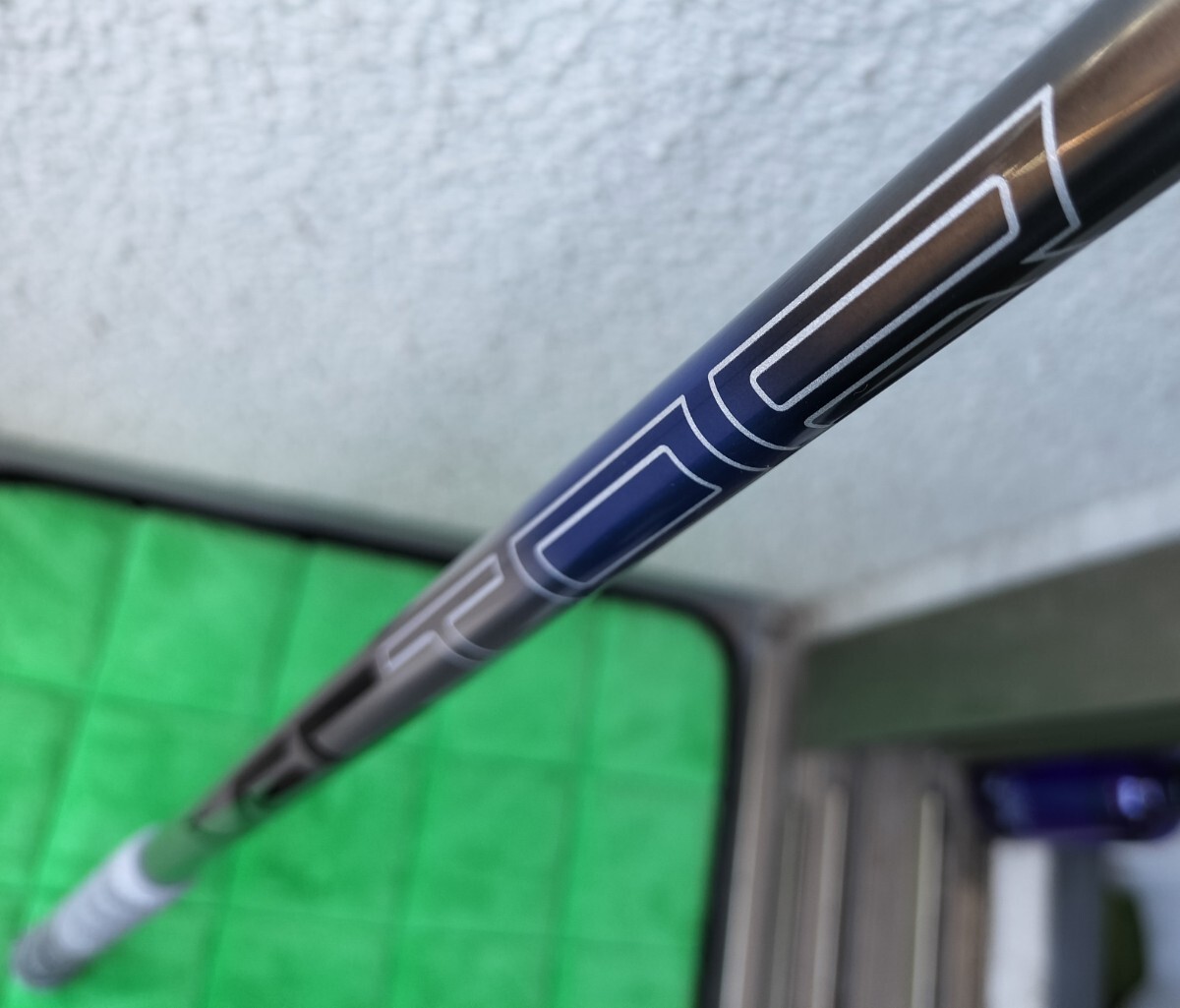 デザインチューニング Design Tuning デザインチューニング シャフト ドライバー用_スリーブ付 VECTOR 40R タイトリスト用(フレックス R)｜売買されたオークション情報 ...