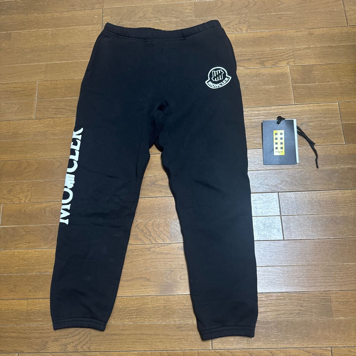 MONCLER UNDEFEATED モンクレール アンディーフィーテッド スウェットパンツ 1952(男性用)｜売買されたオークション情報 ...