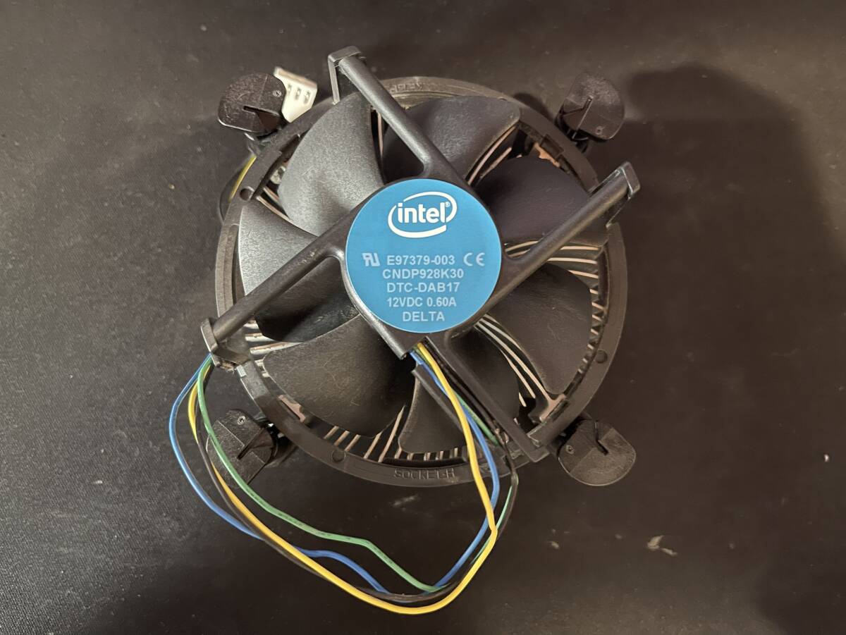 GIGABYTE Z390 UD マザーボード + CPU i7-9700 32GBメモリ 16GB×2 ＋ 16GBメモリ ×1(GIGA ...