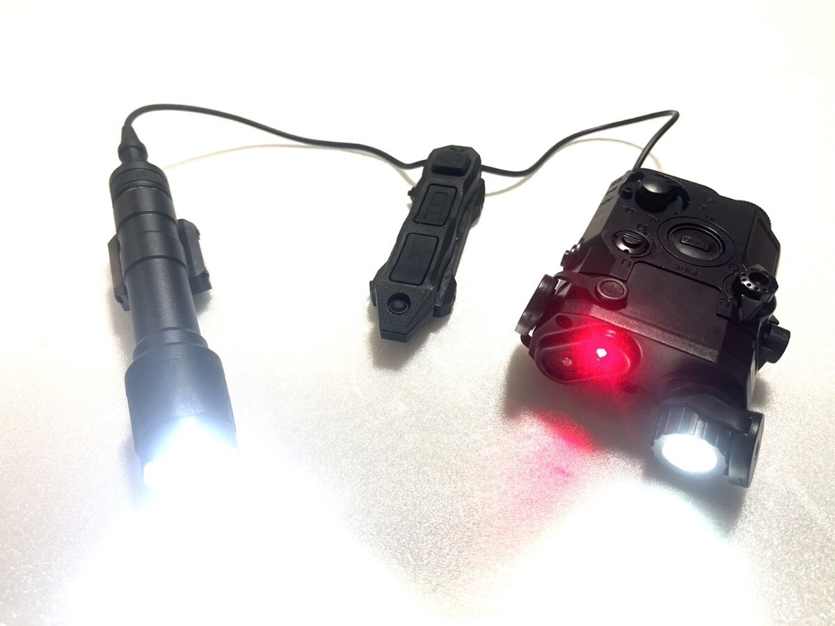 限定 PEQ15 LA5C BK/レッドlaser &フラッシュライト リモートスイッチ電池 充電器付き DBAL NGAL OGL(パーツ ...