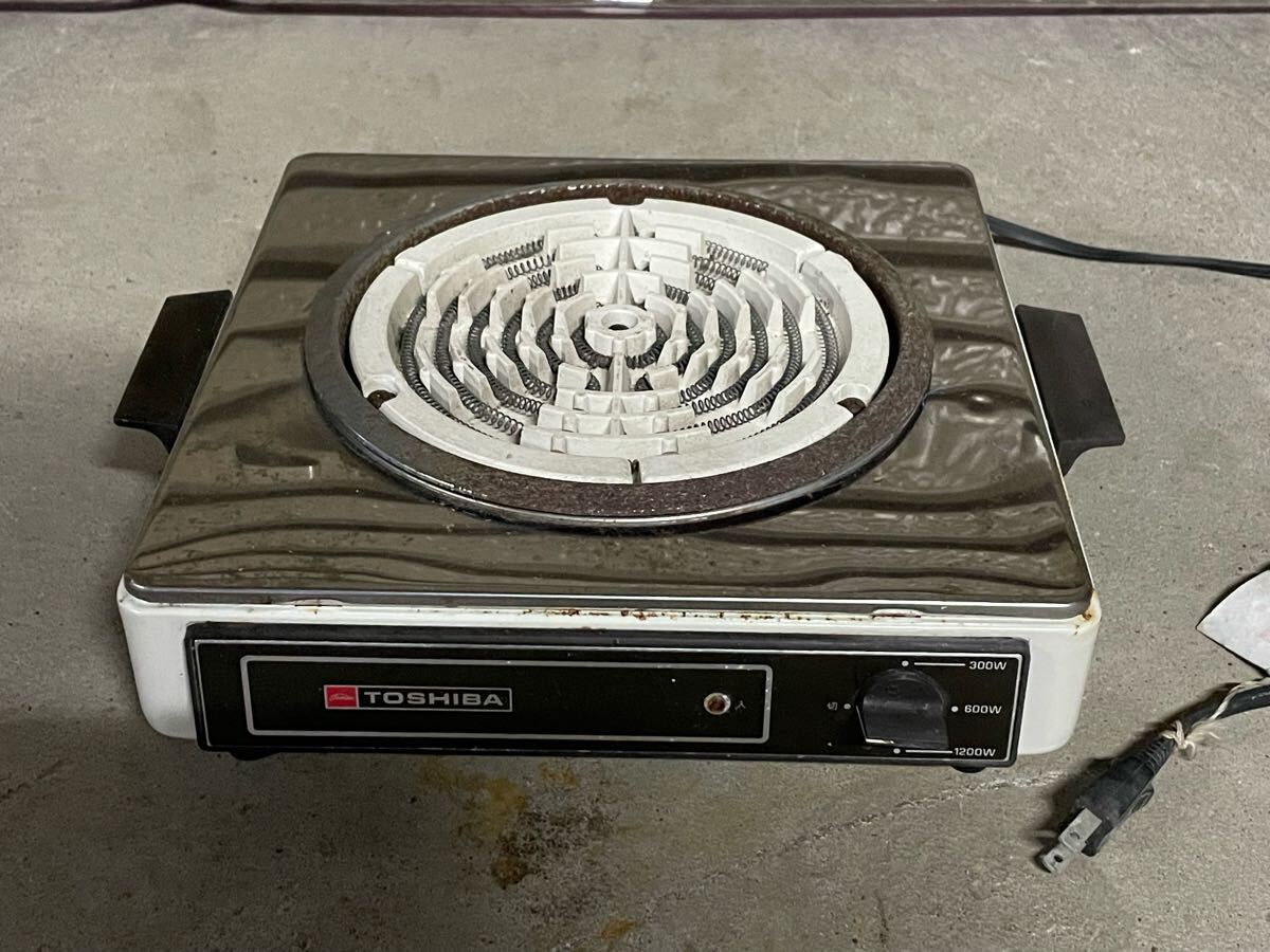東芝 電気コンロ TOSHIBA 卓上コンロ HP-129 昭和レトロ(カセットコンロ、卓上コンロ)｜売買されたオークション情報、yahooの商品情報をアーカイブ公開 - オークファン ...