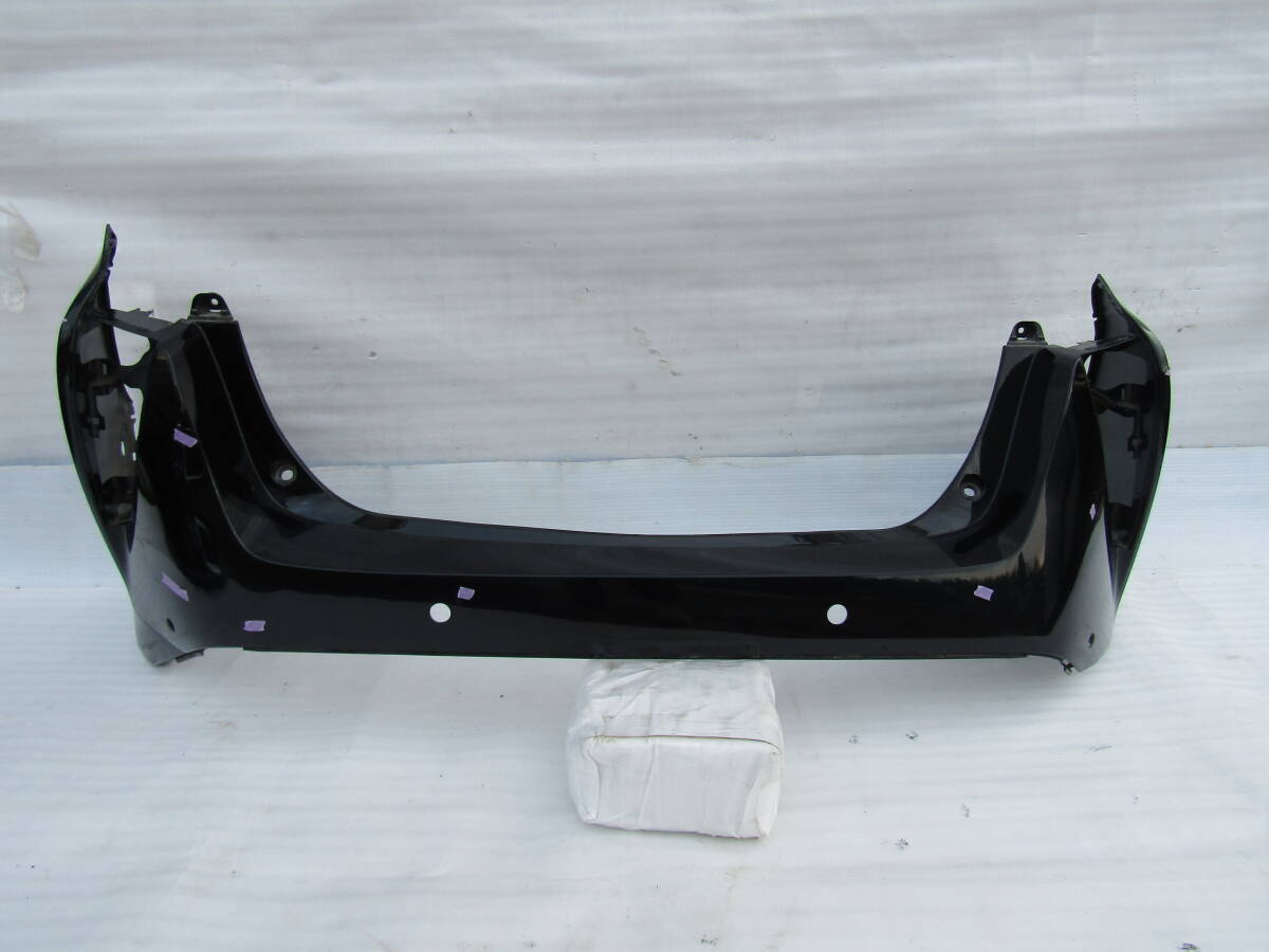 ZVW50/ZVW51/ZVW55 前期 プリウス 純正 リアバンパー 52159-47110 -(リア)｜売買されたオークション情報 ...