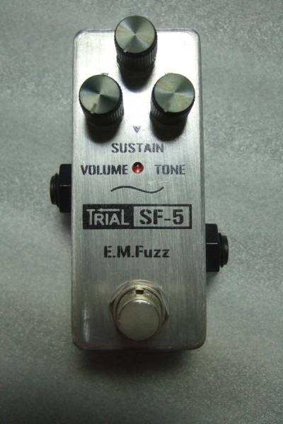 TRIAL SF-5 E.M.Fuzz BIG MUFFをイメージしたファズ(ファズ)｜売買されたオークション情報、yahooの商品情報をアーカイブ公開 - オークファン（aucfan.com）