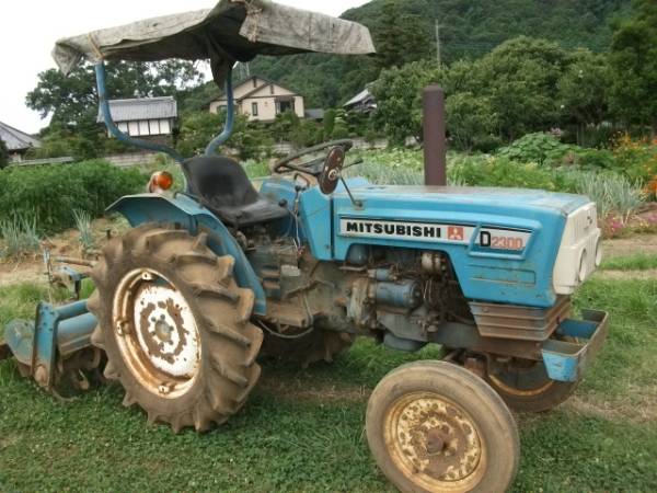 三菱トラクターD2300ロータリーE140S爪 錆び有実働(車体)｜売買されたオークション情報、yahooの商品情報をアーカイブ公開 ...