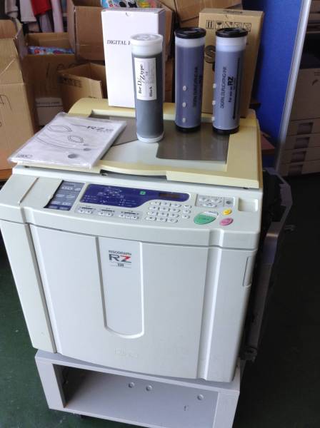 RISO リソー RISOGRAPH リソグラフ RZ330 単色印刷機(その他)｜売買されたオークション情報、yahooの商品情報をアーカイブ公開 - オークファン（aucfan.com）