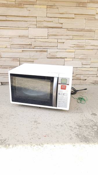 2010年製 SHARP 電子レンジ オーブンレンジ RE-S15B-W(電子レンジ一般)｜売買されたオークション情報、yahooの商品情報をアーカイブ公開 - オークファン（aucfan.com）