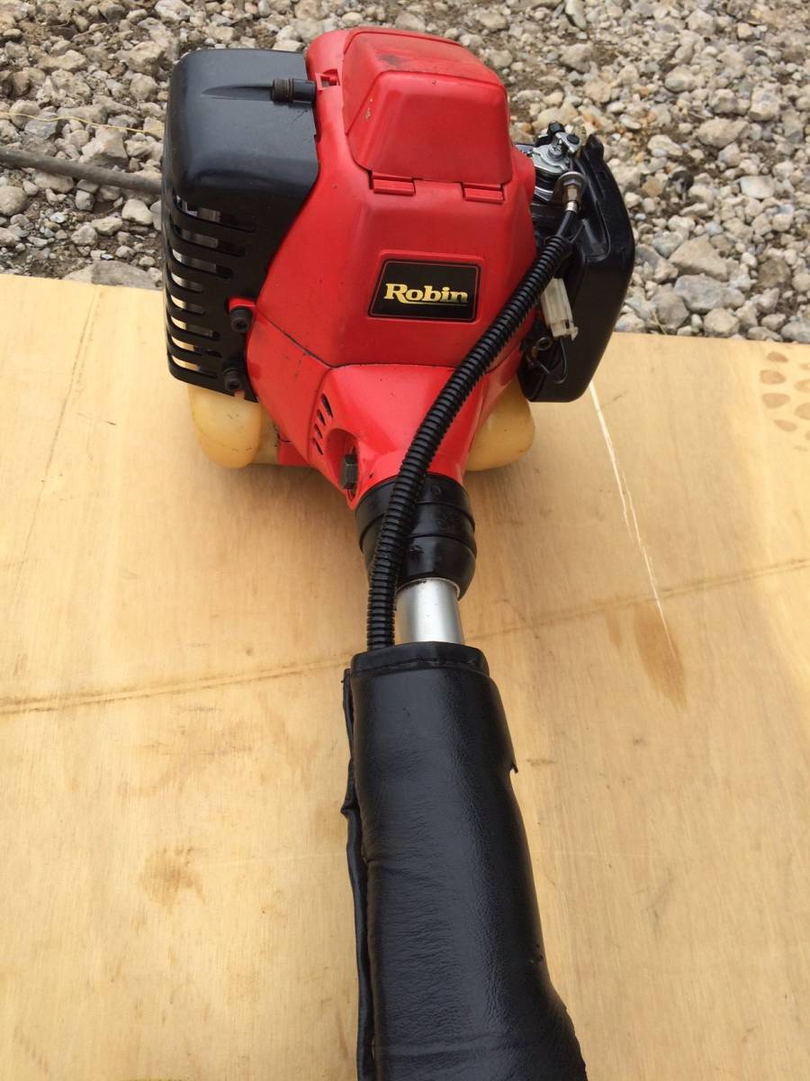 ロビン ROBIN NB263 動作良好 草刈機 詳細画像あり(刈払機)｜売買されたオークション情報、yahooの商品情報をアーカイブ公開 - オークファン（aucfan.com）