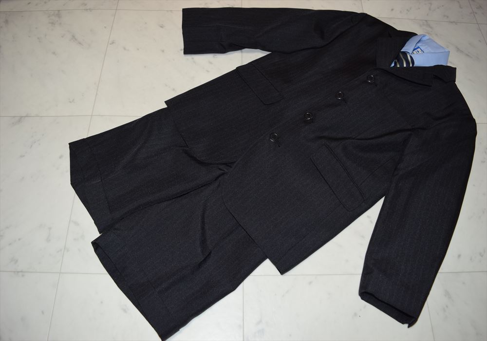 Petit-f 130 スーツ 黒(130（125～134cm）)｜売買されたオークション情報、yahooの商品情報をアーカイブ公開 - オークファン（aucfan.com）