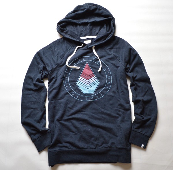 VOLCOM ボルコム レディースパーカー B314 XS(Sサイズ)｜売買されたオークション情報、yahooの商品情報をアーカイブ公開 - オークファン（aucfan.com）