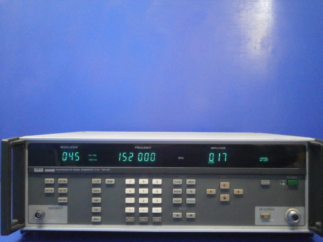 FLUKE 6060B SYNTHESIZED RF SIGNAL GENERATOR(その他)｜売買されたオークション情報、yahooの商品 ...