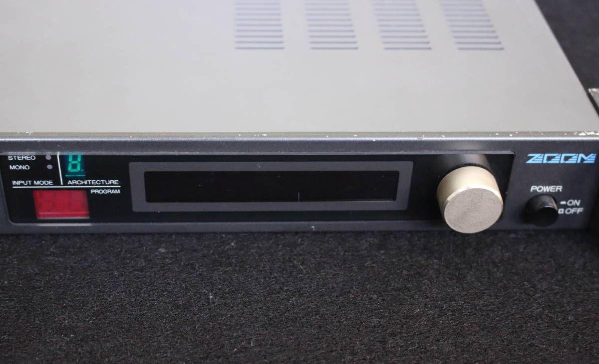 名機 ZOOM / 9200 デジタル リバーブ プロセッサーの質問一覧