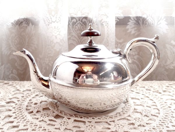 英国アンティーク EPBM 純銀P シルバープレート ティーポット 水差し(カトラリー)｜売買されたオークション情報、yahooの商品情報を ...