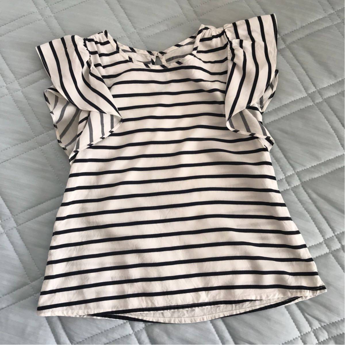 GAP袖フリル白×ネイビーボーダーカットソー 120(半袖Tシャツ)｜売買されたオークション情報、yahooの商品情報をアーカイブ公開 - オークファン（aucfan.com）