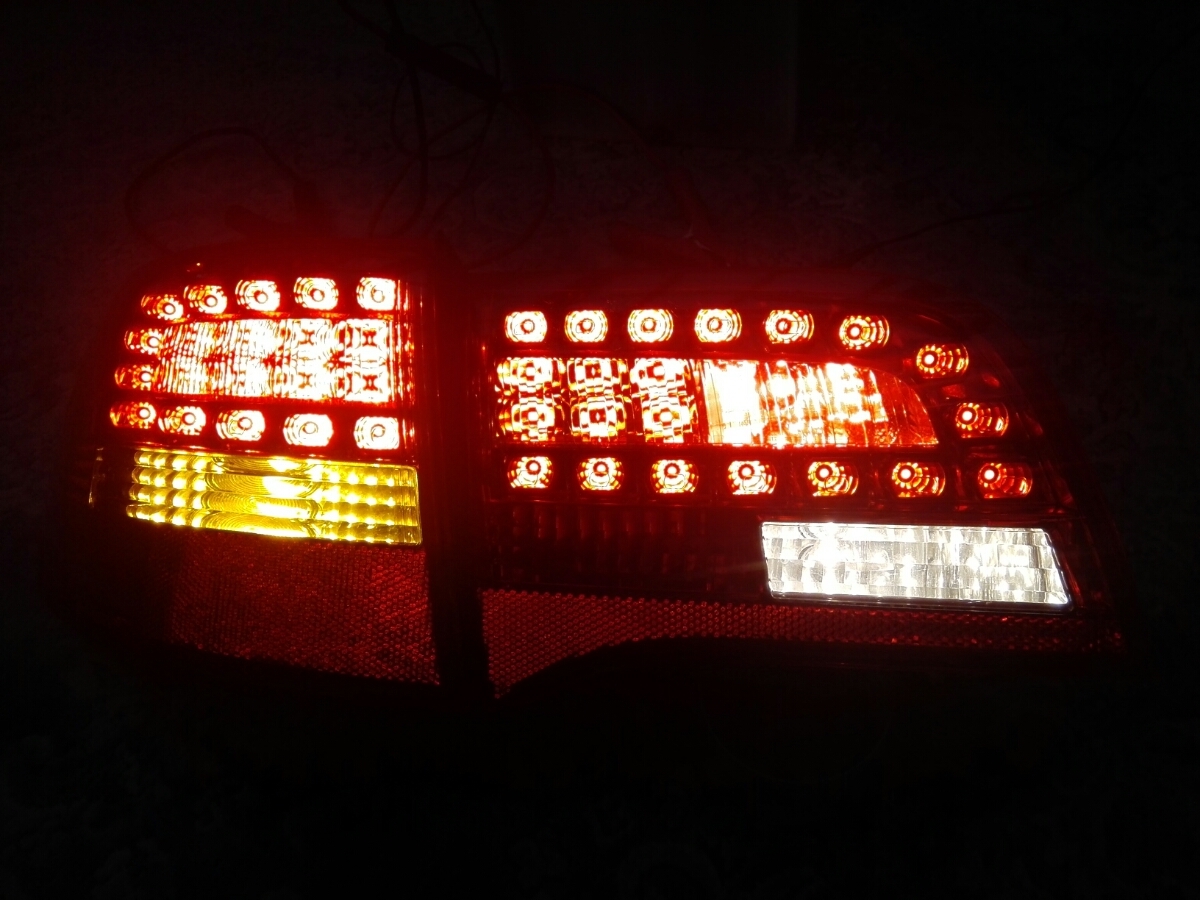 アウディ A6 4F アバント 左 テールランプ 内外セット(テールライト)｜売買されたオークション情報、yahooの商品情報をアーカイブ公開 - オークファン（aucfan.com）