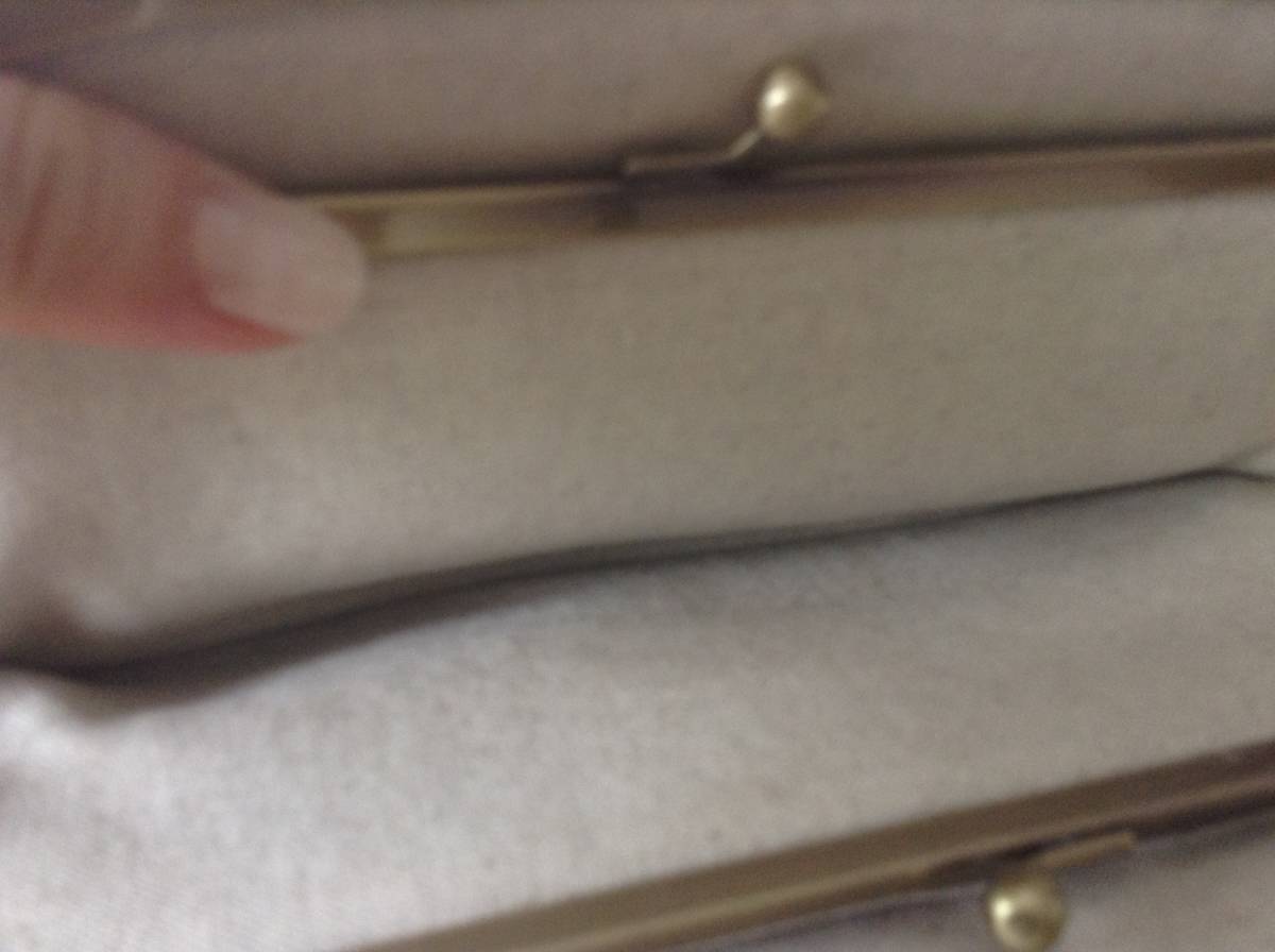 Kanmi. カンミ ドットがま口 ロングウォレット 長財布 日本製(長財布（小銭入れあり）)｜売買されたオークション情報、yahooの商品情報をアーカイブ公開 - オークファン（aucfan ...