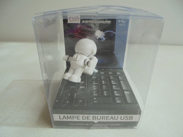 Fun LANPE DE BUREAU USB 宇宙飛行士 パソコンランプ(周辺機器)｜売買されたオークション情報、yahooの商品情報を ...