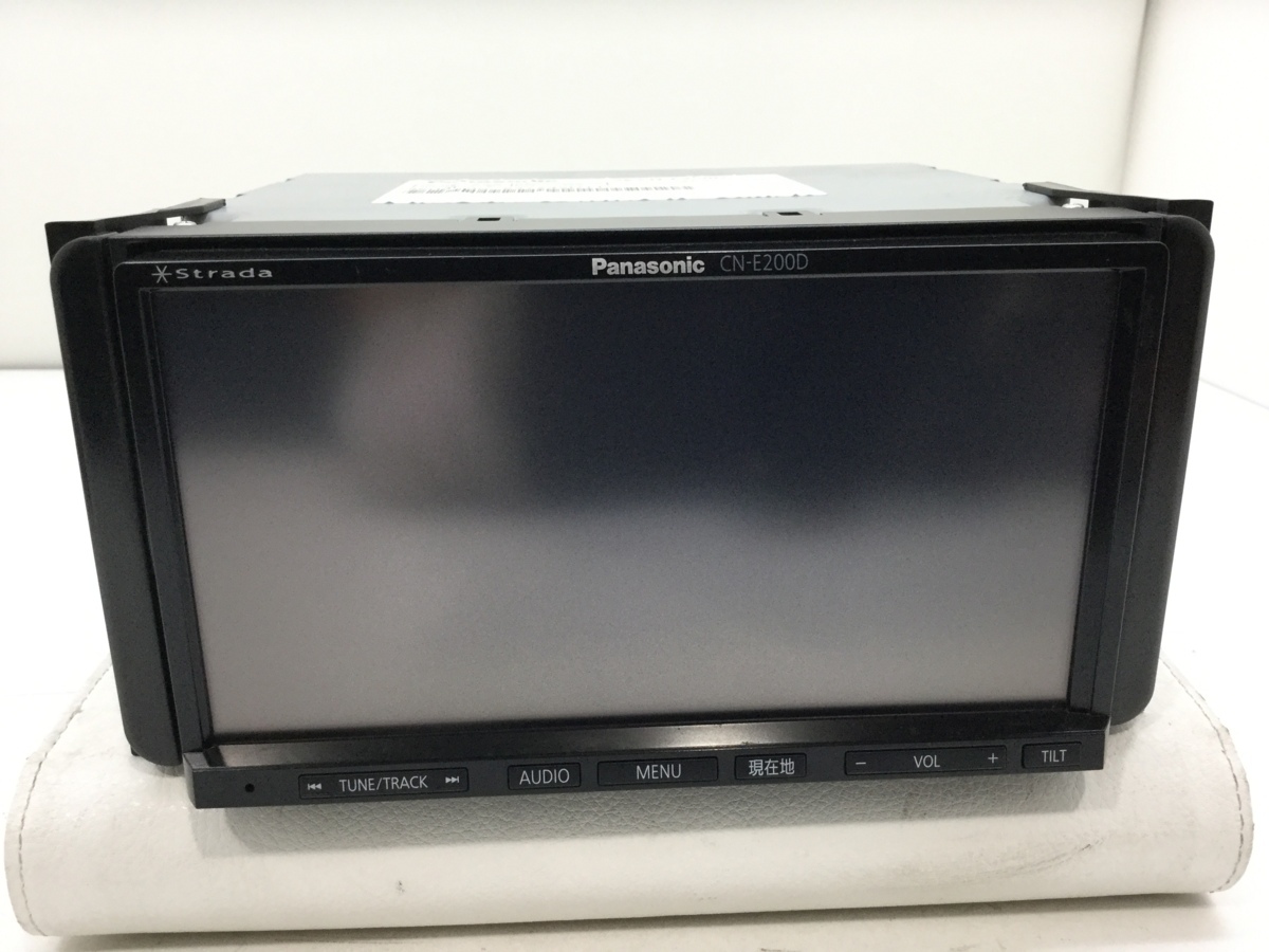 パナソニック ストラーダ CN-E200D SD/CD/USB/iPod/TV 地図データ：2013年 み(メモリーナビ)｜売買されたオークション情報、yahooの商品情報をアーカイブ公開 ...