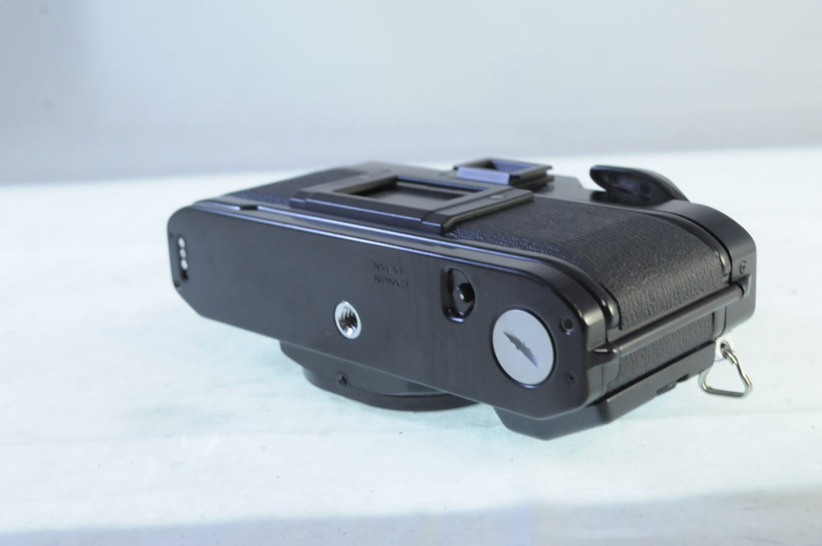 極上品 キャノン CANON AE-1 PROGRAM ボディブラック シャッター全速 露出計完動 AD75(キヤノン)｜売買された ...