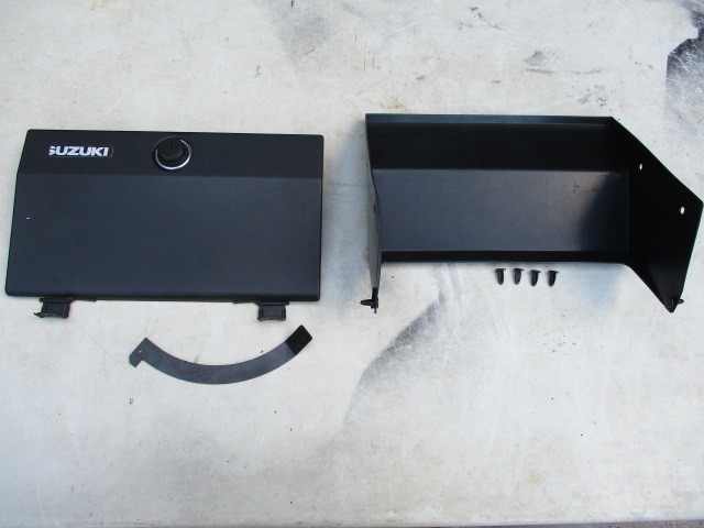 スズキ ジムニー SJ30 グローブボックス 一式 1981 H－SJ30V 当時物 旧車 2スト(スズキ用)｜売買されたオークション情報、yahooの商品情報をアーカイブ公開 ...