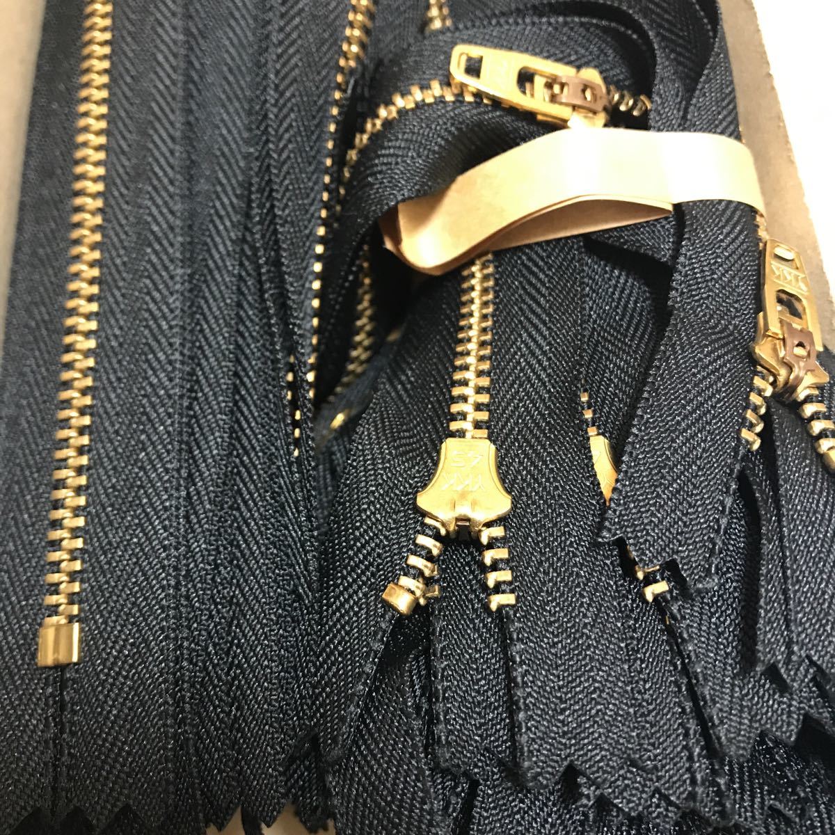 YKKファスナー メタル YGRC－39 21cm 580 黒 GSN8 10本セット(その他)｜売買されたオークション情報、yahooの商品 ...