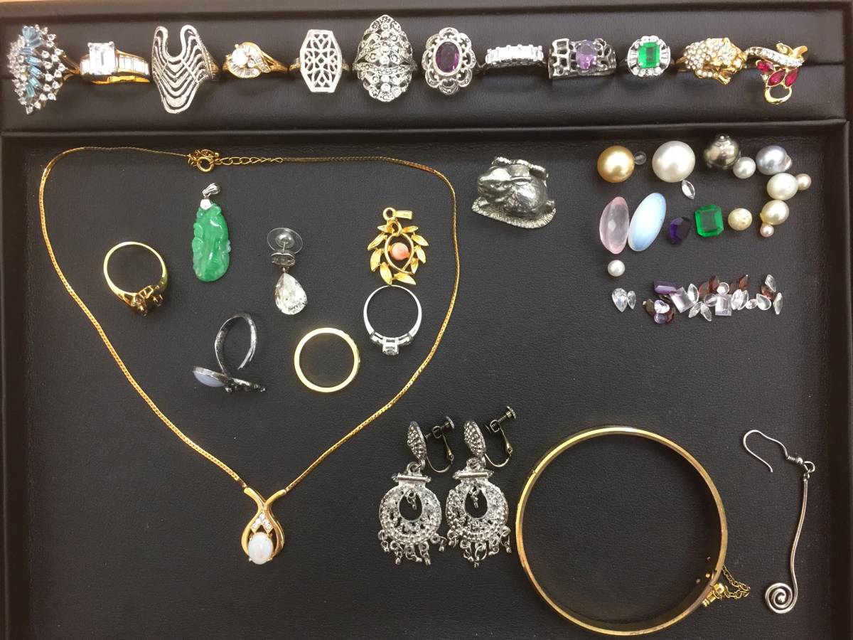 346460 アクセサリー 外し石まとめ 真珠/オパール/リング/ネックレス など 約185g(ネックレス、ペンダント)｜売買されたオークション情報、yahooの商品情報をアーカイブ公開 ...
