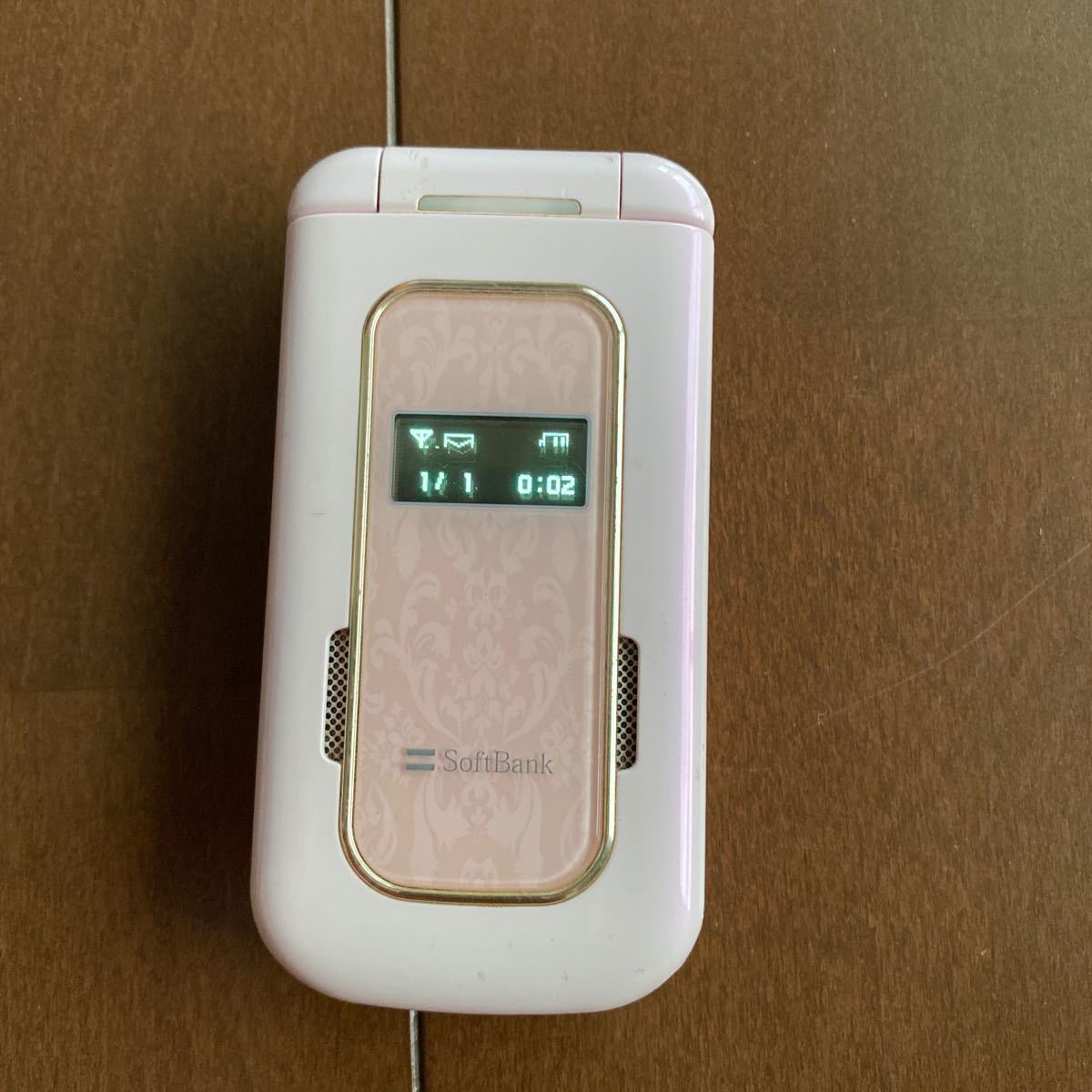 SoftBank ソフトバンク 810T 東芝ガラケー 利用制限 初期化 水没反応無し 0707025(携帯電話)｜売買されたオークション情報 ...