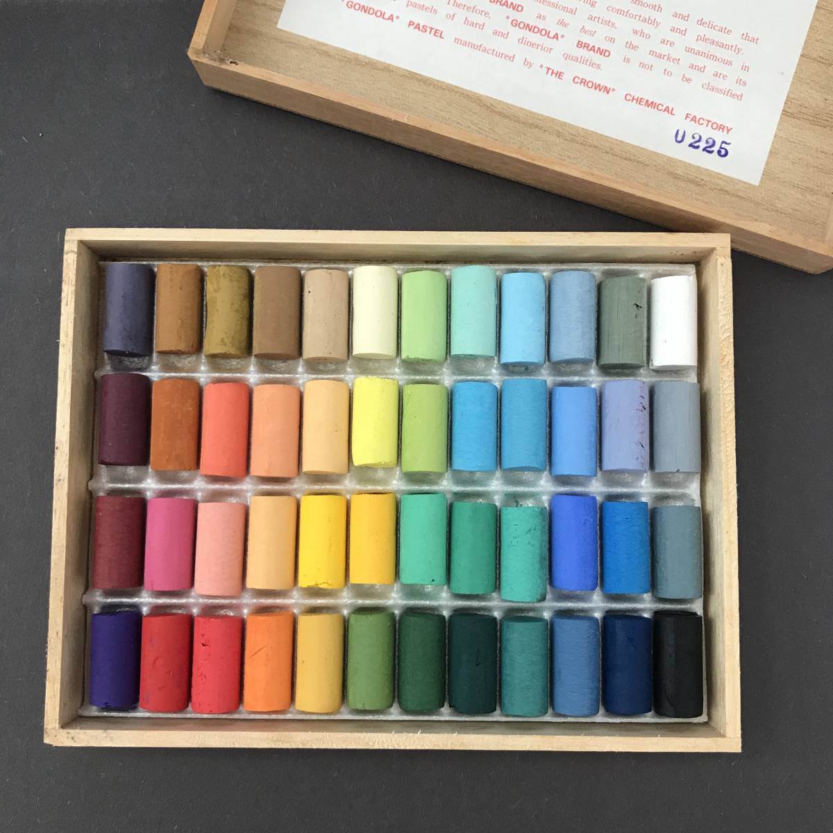 ゴンドラ ソフトパステル 48色セット Gondola Soft Pastel 48 colors set(パステル、コンテ)｜売買された ...