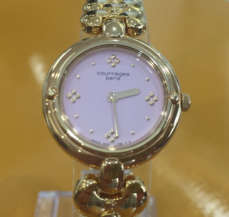 courreges クレージュ ピンク文字盤 レディース QZ 腕時計 電池交換済 型番：V400-0590(クレージュ)｜売買されたオークション情報、yahooの商品情報をアーカイブ公開 ...