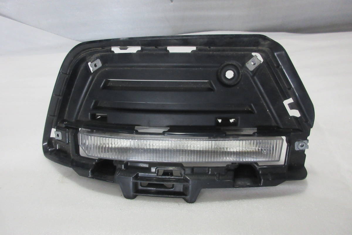 ベンツ W204 Cクラス デイライト フォグ A2049068900 A2048850824 201203-J860(メルセデス・ベンツ用 ...