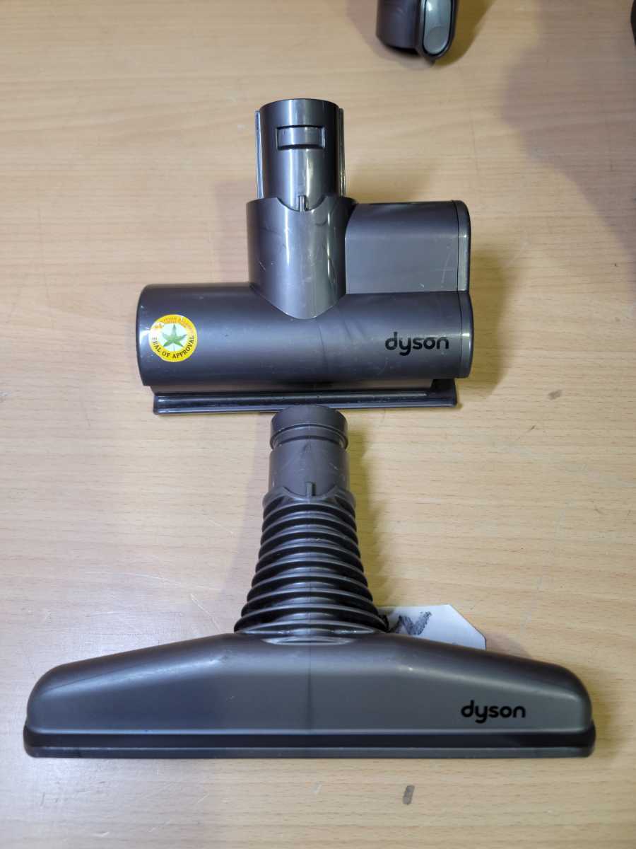 Dyson ダイソン DC61 型号61034(ダイソン)｜売買されたオークション情報、yahooの商品情報をアーカイブ公開 - オークファン ...