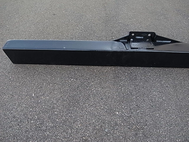 UDトラックス クオン リアバンパー 刻印 C1W 長期保管 リヤバンパー 長さ約231.5㎝(バンパー)｜売買されたオークション情報 ...