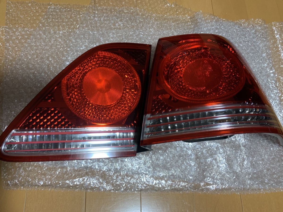 クラウン アスリート 前期 後期 テール ランプ 右 GRS 180 181 182 183 184 18クラウン ロイヤル 運転席 外側 内側 ICHIKOH 30-309(テールライト ...