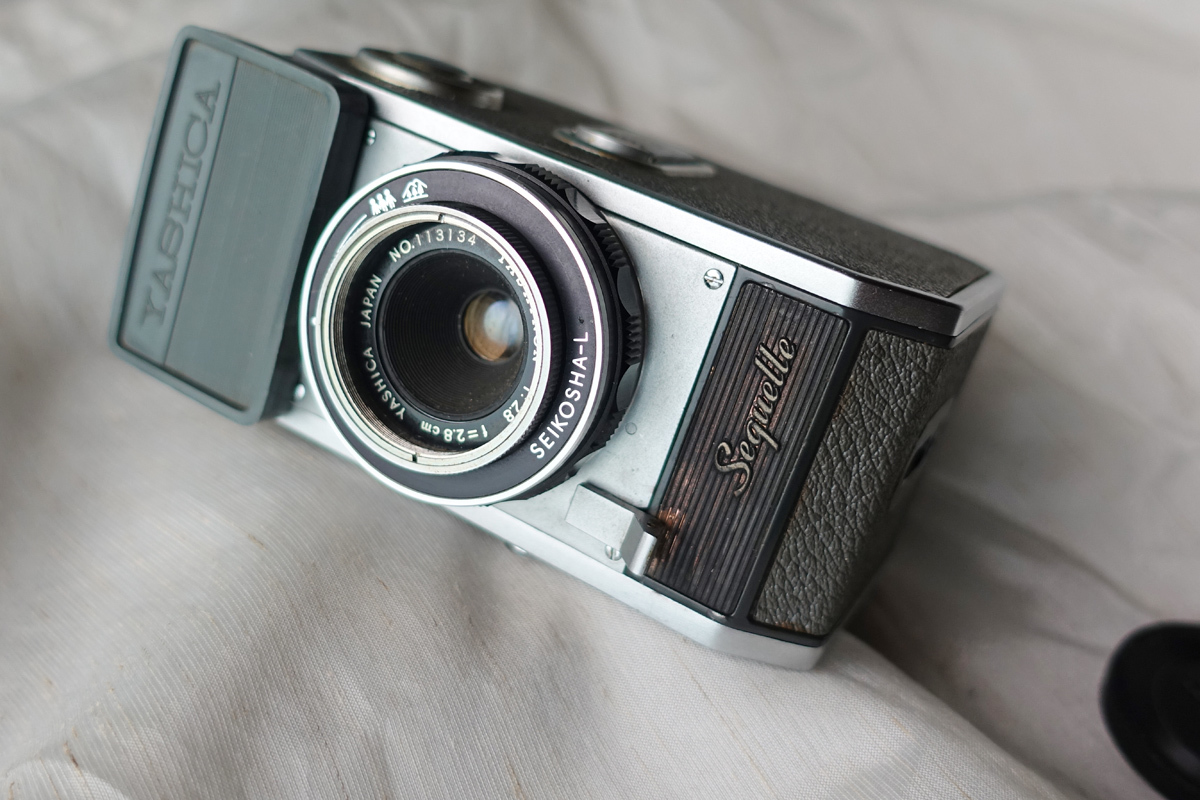 珍カメラ 稀少 YASHICA ヤシカ Sequelle / 電池ボックス液漏れあり 接触不安定(コンパクトカメラ)｜売買されたオークション ...