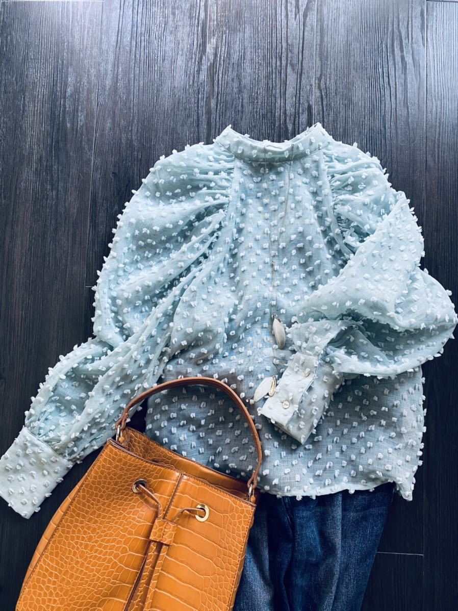 ZARA ザラ 送料370円可 大人可愛い 立体ドット ボリューム袖 透かしブラウス トップス ミントグリーン系 Sサイズ yz45(トップス ...