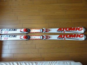 ATOMIC RACE8 140cm(カービング)｜売買されたオークション情報、yahooの商品情報をアーカイブ公開 - オークファン（aucfan.com）