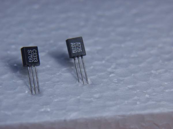 part2 金田式アンプ 2SA726 2SC1313ペア 〒0(トランジスタ)｜売買されたオークション情報、yahooの商品情報をアーカイブ ...