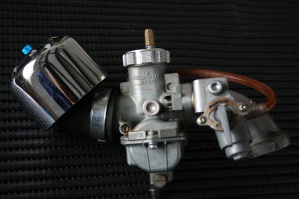 JUNインターナショナル カブ90用PC20セット／RAYバルブ仕様(キャブレター)｜売買されたオークション情報、yahooの商品情報をアーカイブ公開 - オークファン（aucfan.com）