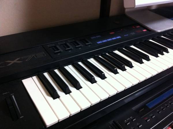 YAMAHA KX76(ヤマハ)｜売買されたオークション情報、yahooの商品情報をアーカイブ公開 - オークファン（aucfan.com）